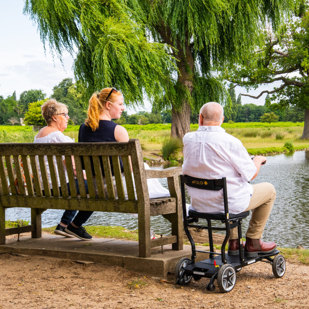 Ultra Lightweight 4 Wheel Bi-Fold Mobility Scooter - eFOLDi